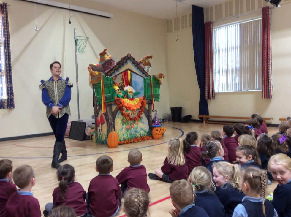 Mr Hullabaloo visits Woods PS